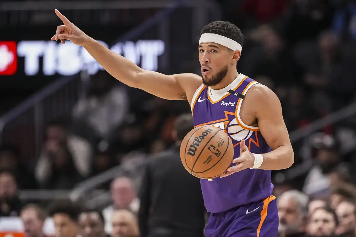 Devin Booker, do Suns, Fala Sobre Possível Extensão